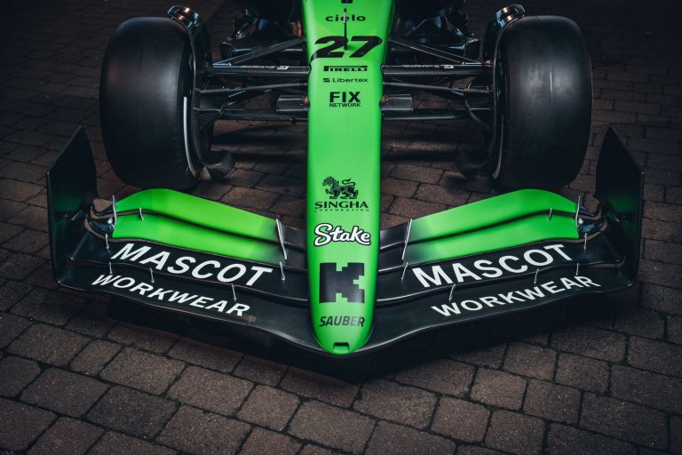 Stake F1® Team KICK Sauber – ProColor Collision